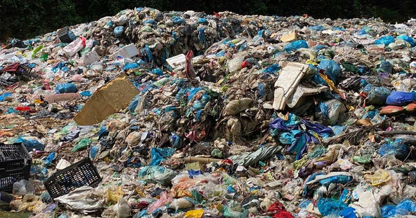 Chôn lấp rác là tác nhân chính gây biến đổi khí hậu